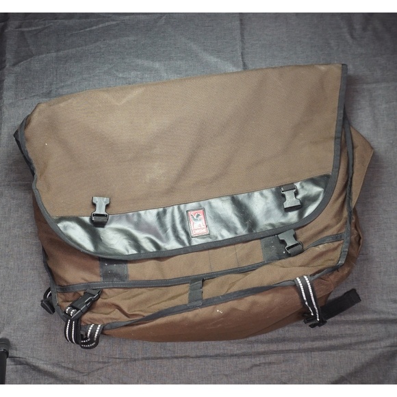 Chrome Industries | Bags | Chrome Kremlin Messenger Bag Large | Poshmark